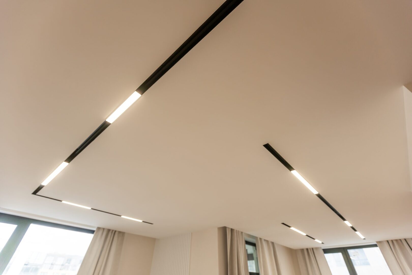 LED vs. Fluorescent: Which is the Best Choice for You?
